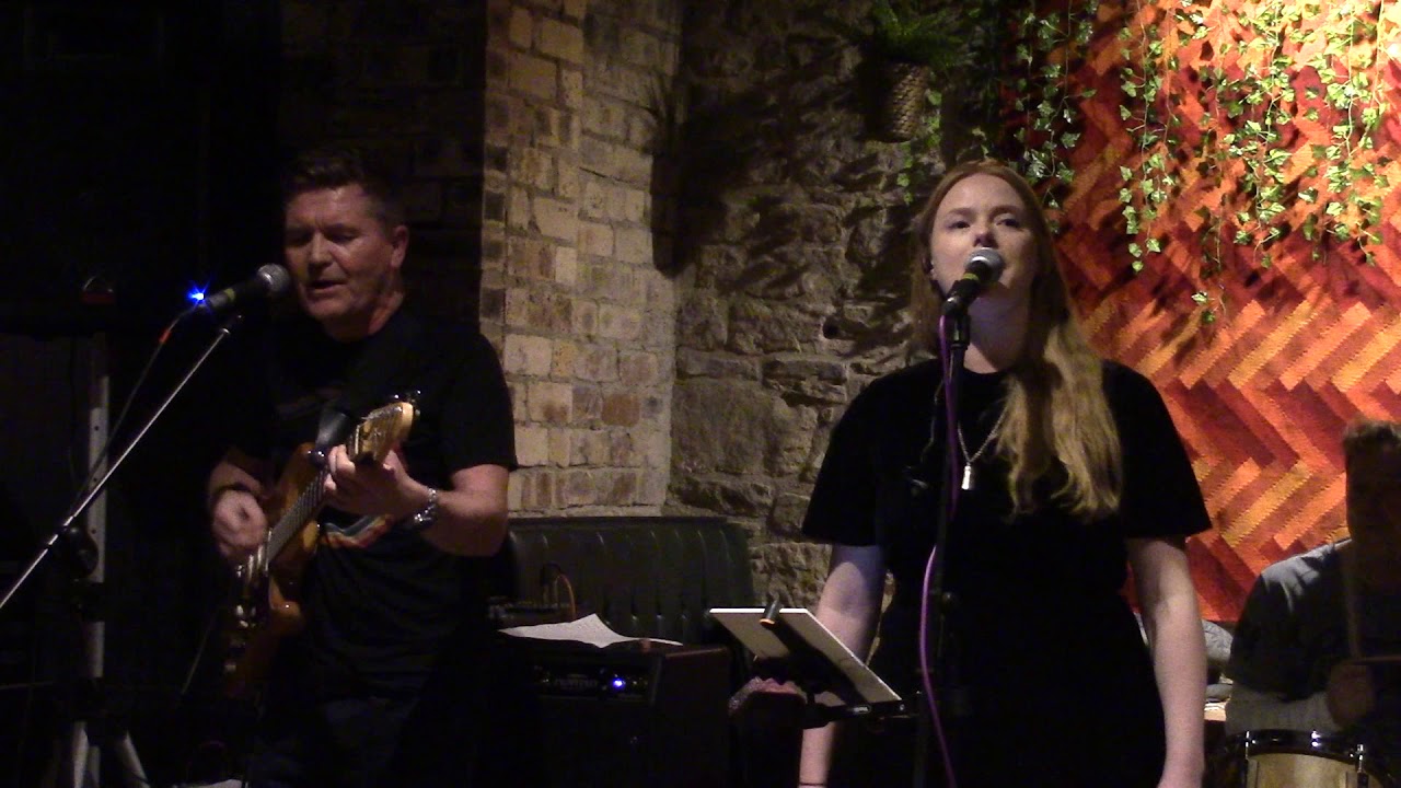 LITTLE RUBY BAND-MIGHTY BIG MAN. - YouTube