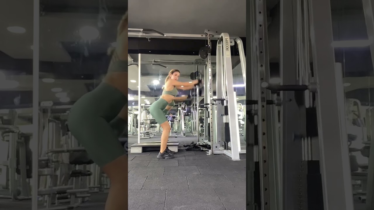 Back cable machine Exercise#shorts - YouTube