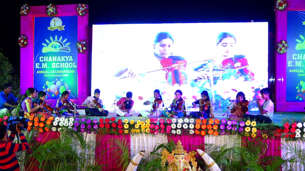 Violin Presentation by Chanakya kids - YouTube