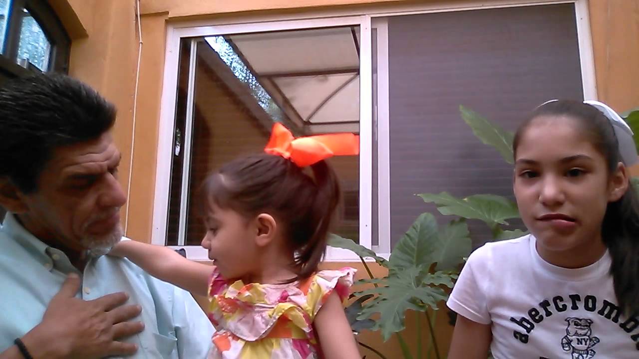 Ana, Alexa y Abuelo - YouTube