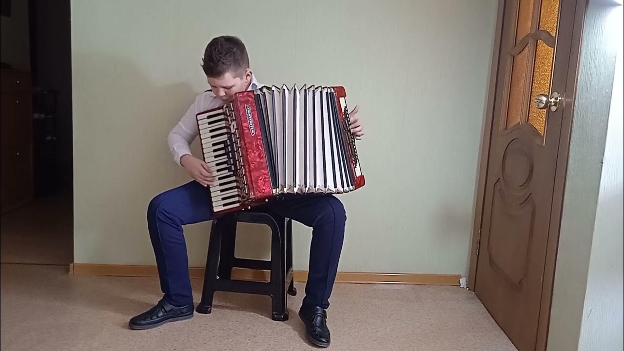 "Яблочко" Исполнитель: Егор Бахарев - YouTube