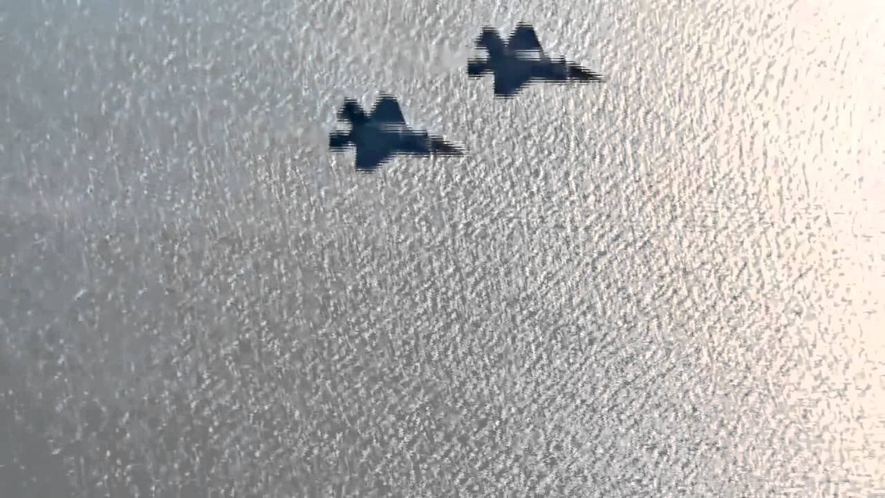 Lockheed Martin - F-35B Stealth Fighters STOVL Mode Formation Flight ...