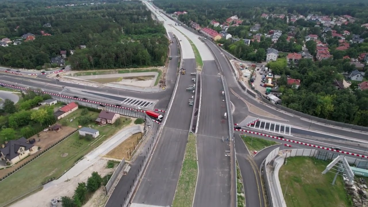 Trasa S17 Węzeł Zakręt, Stan na 22.08.2022 r. Dron. - YouTube