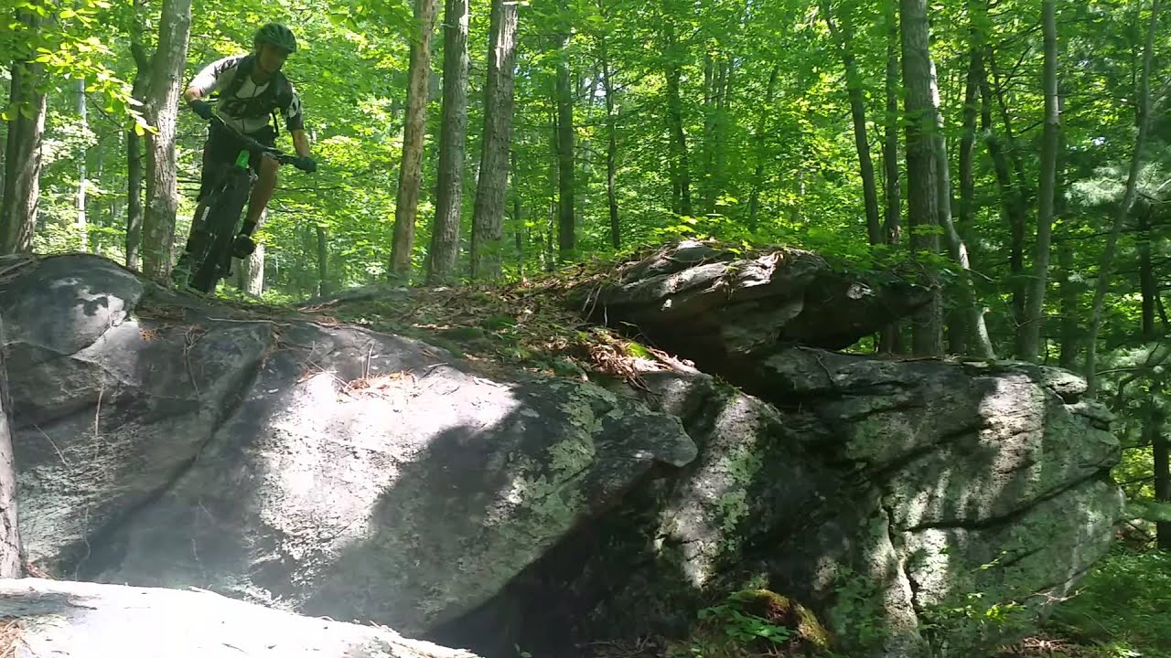 Mtb rock drop - YouTube