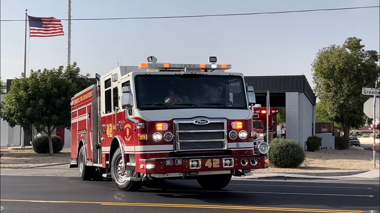(HORN) PHXFD. Engine & Rescue 42 responding - YouTube