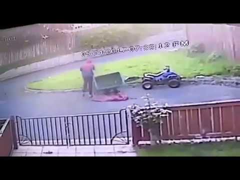 ATV Crashes/Fails & Quad....Guy Fly's Out Of Trailer - YouTube