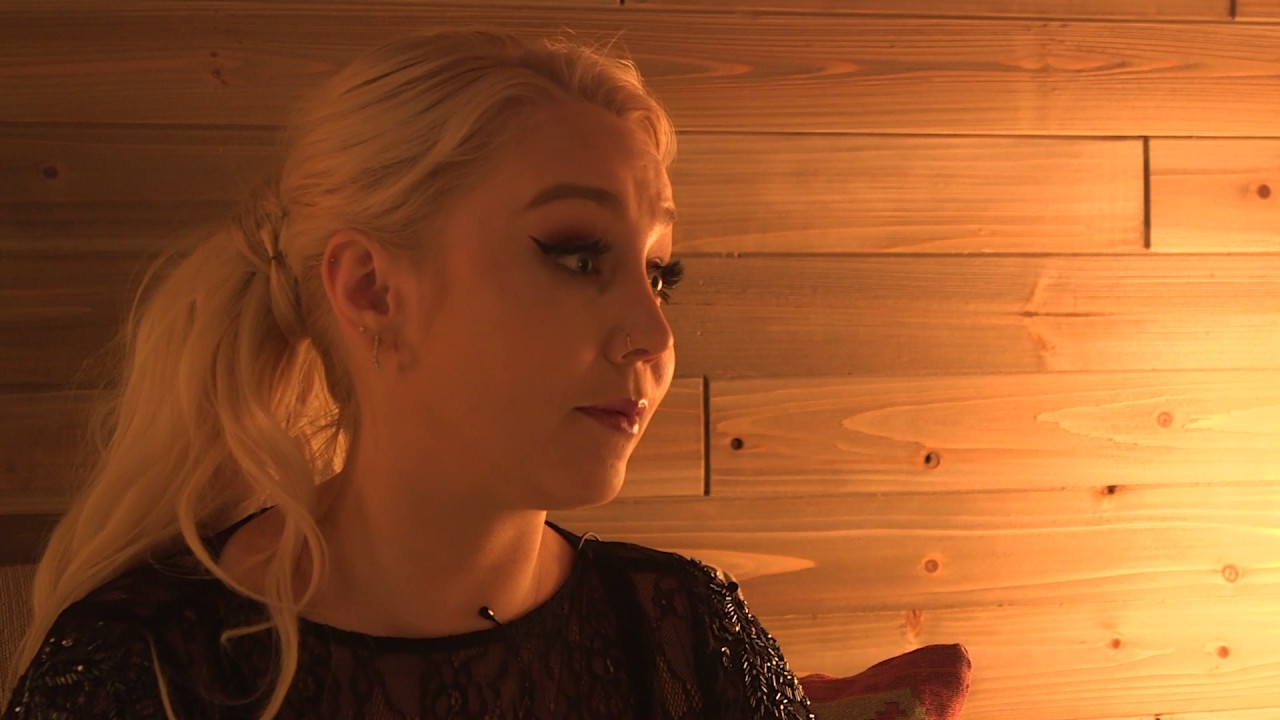 RaeLynn on Her Look - YouTube
