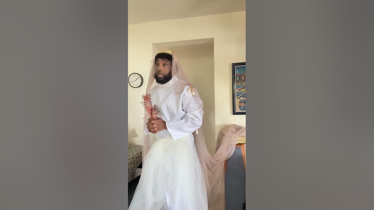 Gran fanm pran nan poto - YouTube