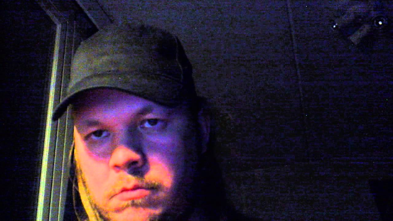 Jerry performs "Vittu kun vituttaa" by Ismo Alanko Säätiö - YouTube