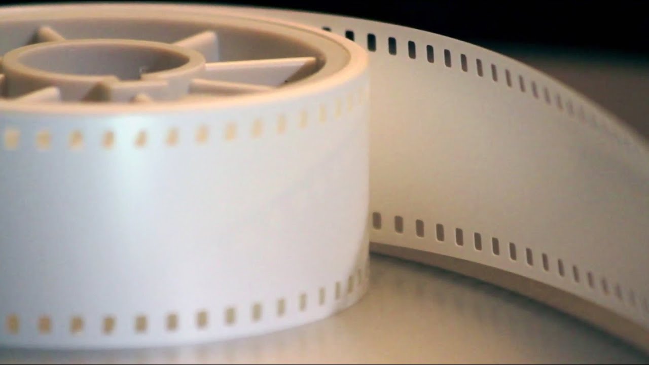 Film Restoration Heritage Pole - Technicolor brings Old Films back to ...
