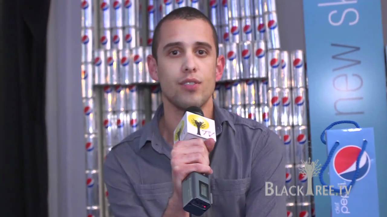 Diet Pepsi presents at Grammy Gifting Suits 2011 - YouTube
