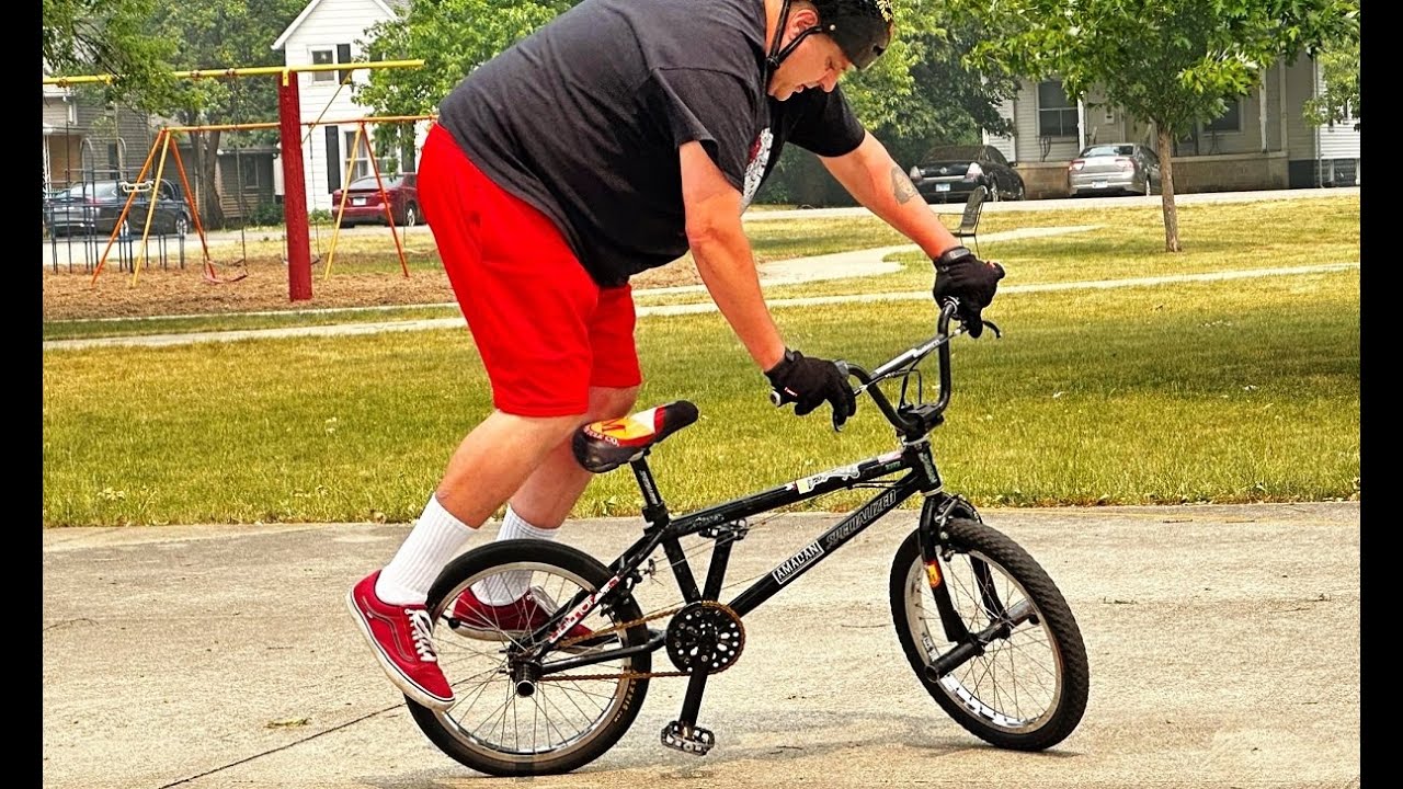 BMX FLATLAND FREESTYLE - OLD SCHOOL BMX - INFINITY ROLL VARIATIONS 2023 ...