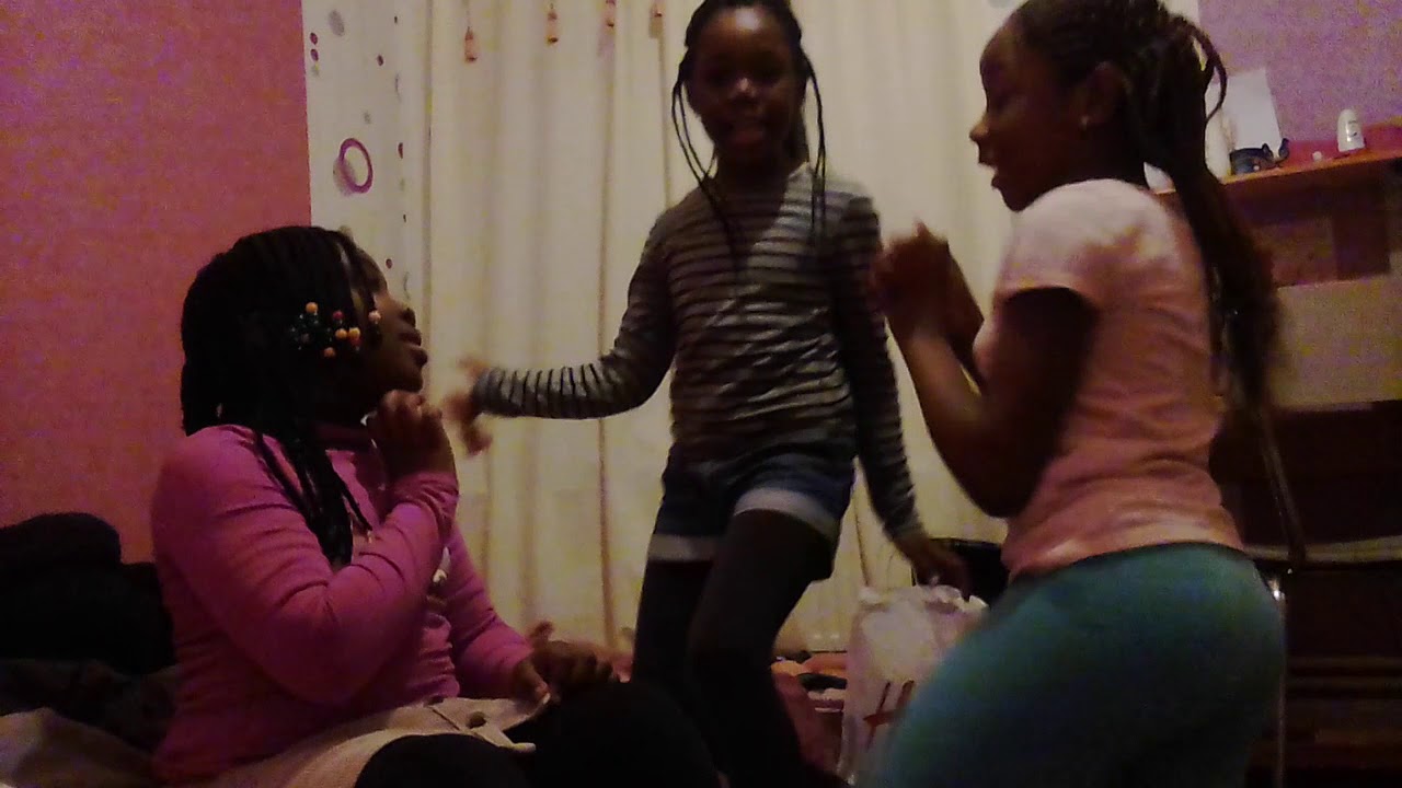 Les Filles Youtube