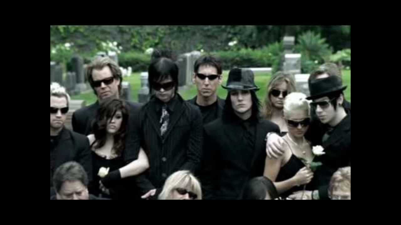 A7X Solos [Lead Guitar Only] - YouTube