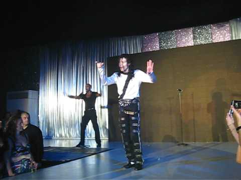 Earnest Valentino, Sosia lui Michael Jackson a fost la Bamboo Mamaia - 2 HQ