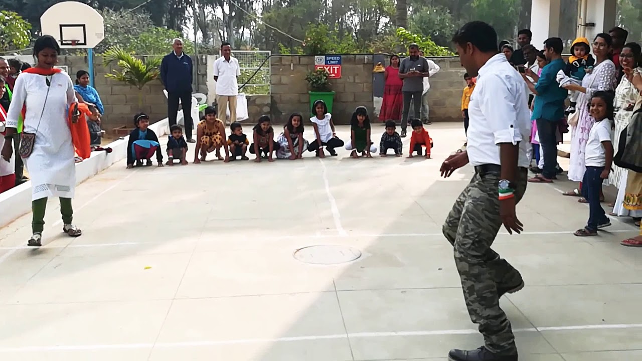 Frog jump competition by kids - YouTube