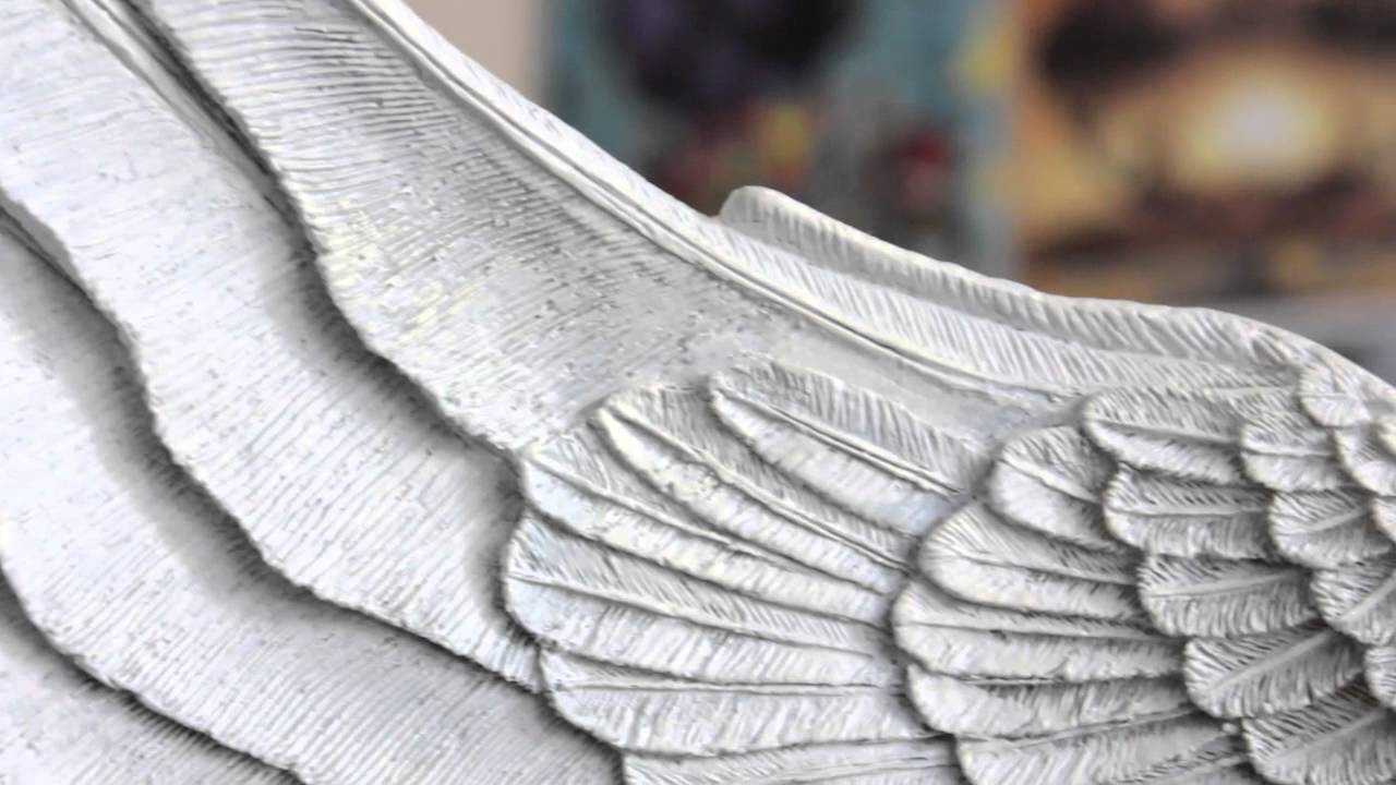 Sideshow - Angel Comiquette - Exclusive - YouTube