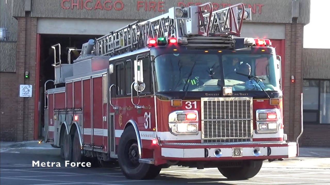 Chicago Fire Dept Truck 31, Battalion 20, & Ambulance 27 Responding ...
