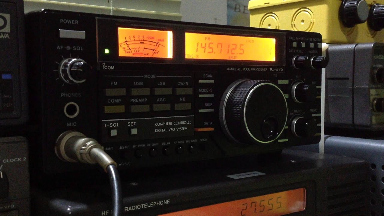 ICOM IC-275 - YouTube