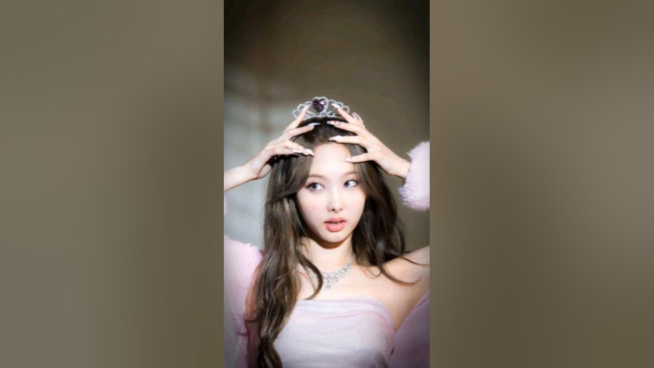 Twice Nayeon glow up? #twice #nayeon - YouTube
