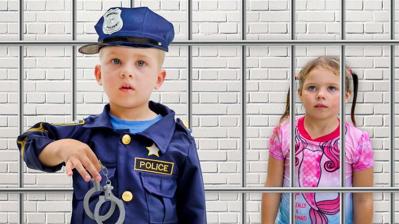 Naomi and David! Rules for kids with a policement - YouTube