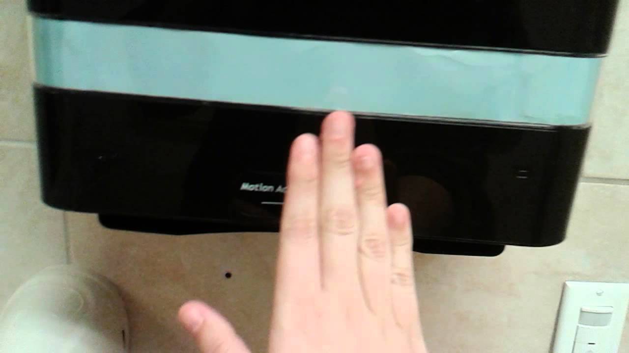 Ralph's Women's Restroom - YouTube