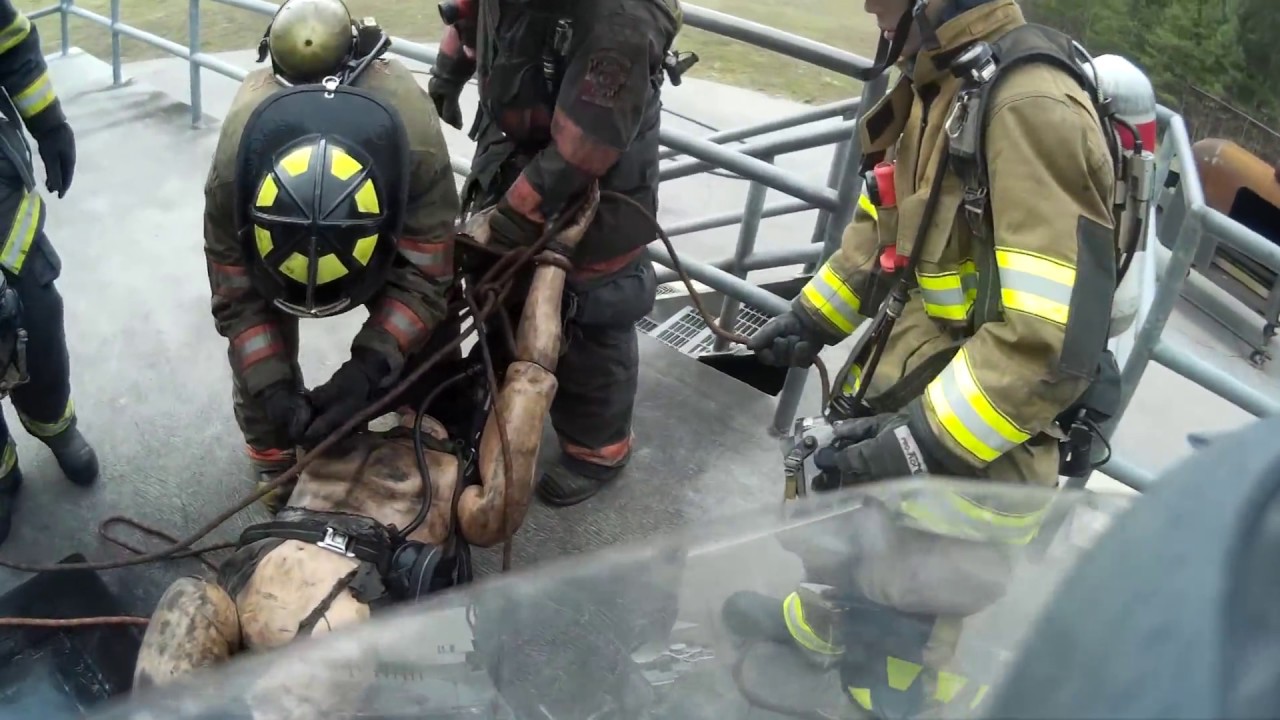 2016 MFRI Firefighter Survival and Rescue Training - YouTube