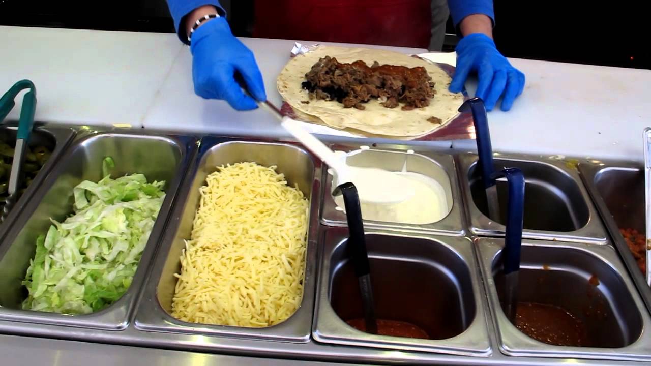 Daddy's donkey Burrito with Tres Pesos - YouTube