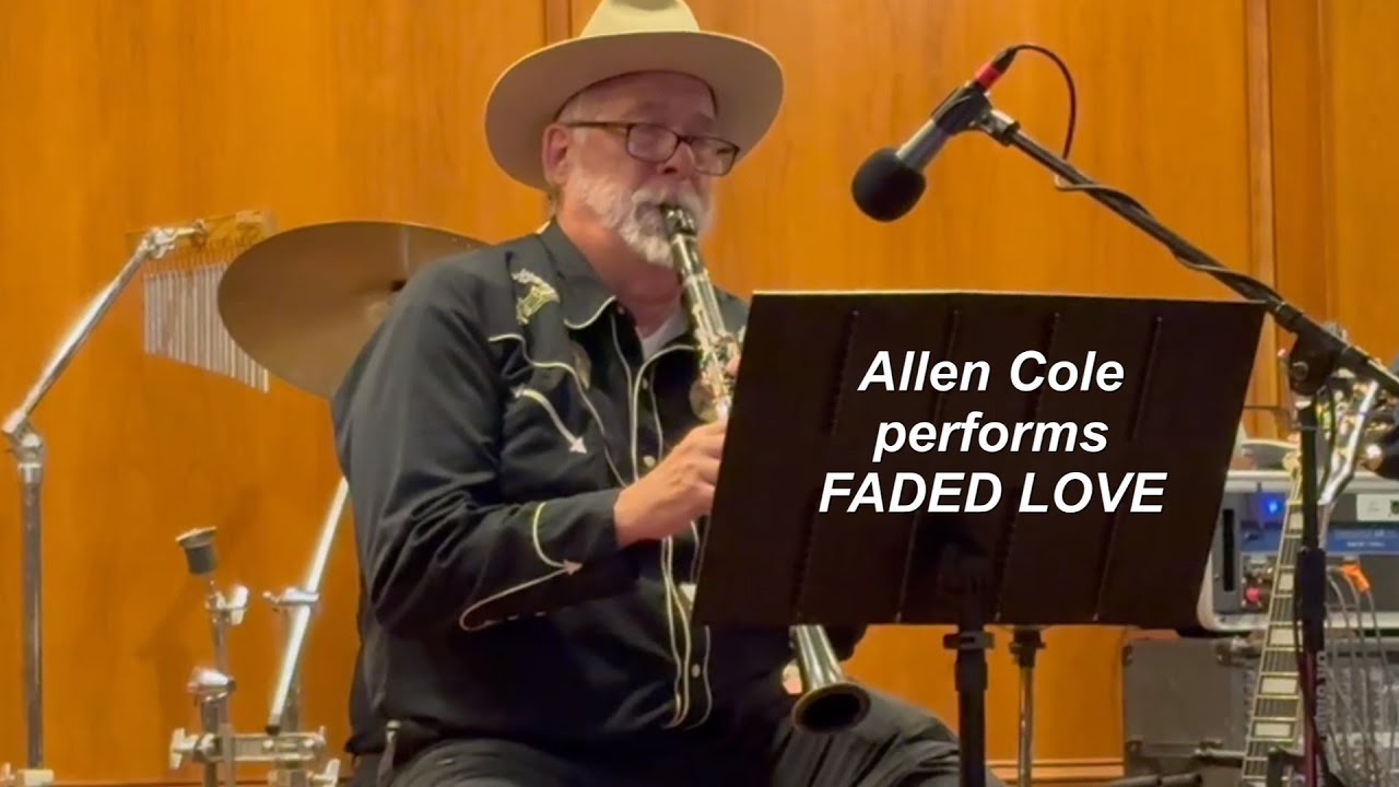 Allen Cole performs Faded Love - YouTube
