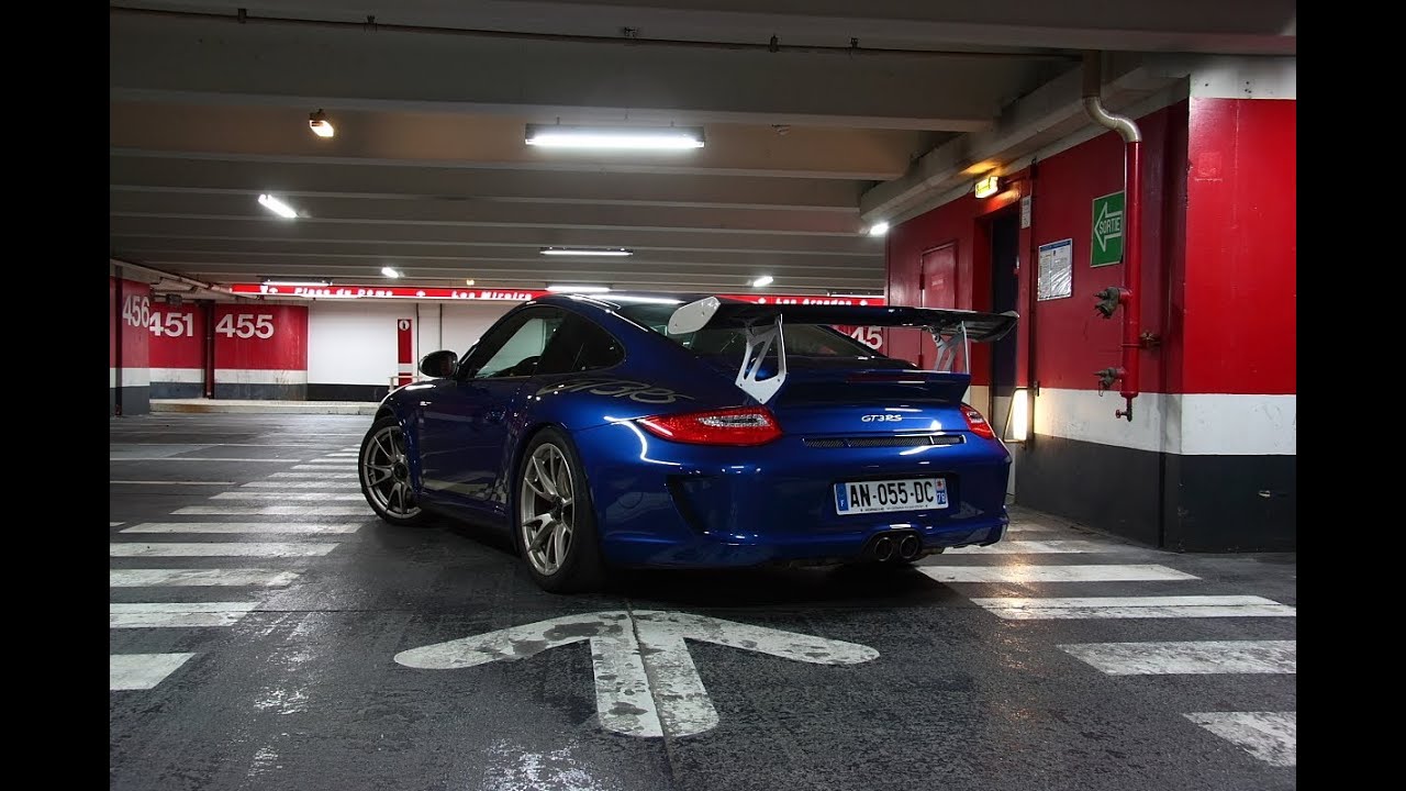 Loud Porsche 911 GT3 (997) flyby. Epic exhaust sound. - YouTube