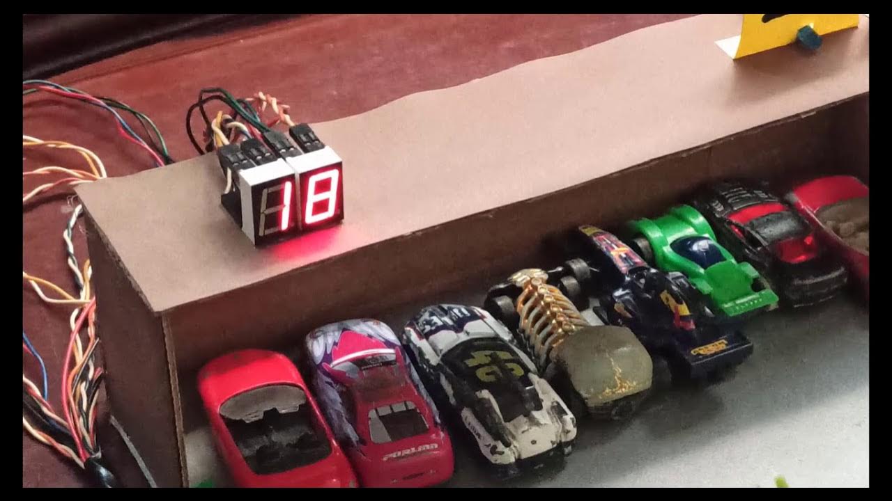 Contador de carros para Parqueo. Protoboard y Proteus - YouTube