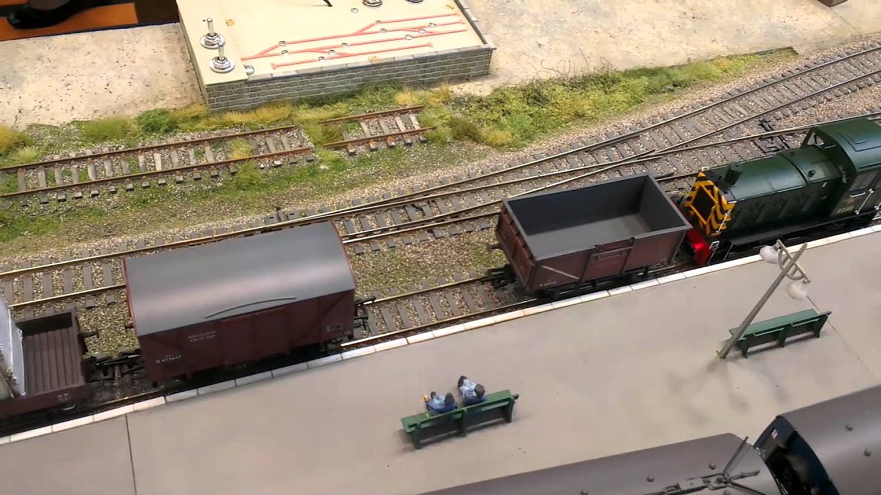 Bachmann class 03 zimo dcc sound shunting - YouTube
