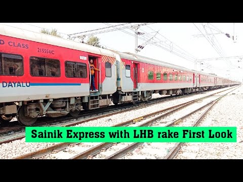Sainik Express with LHB rake First Look // जयपुर - दिल्ली सैनिक ...
