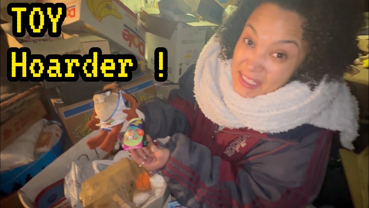 Hoarder HOARDED OLD TOYS! HOARDER HOUSE FINDS GET EVEN BETTER THAN EVER ...