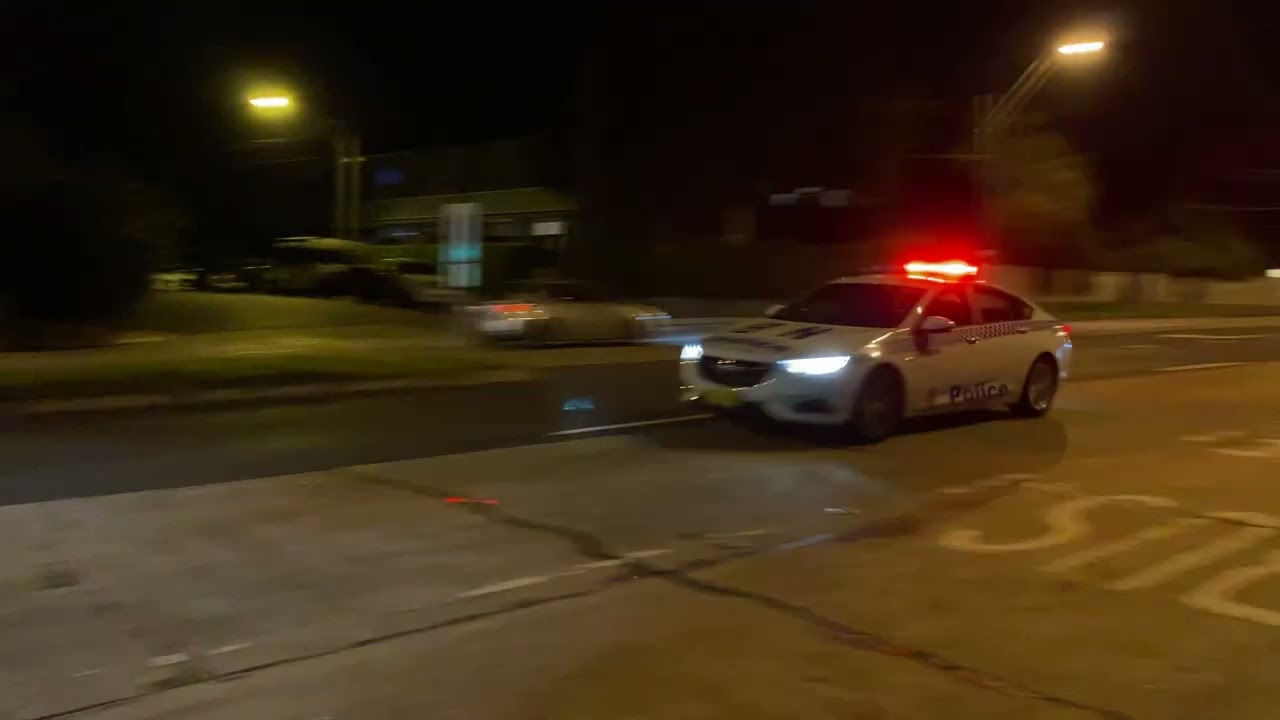 2 x #NSWPF Responding Code Red + CP69 Code 1 - YouTube