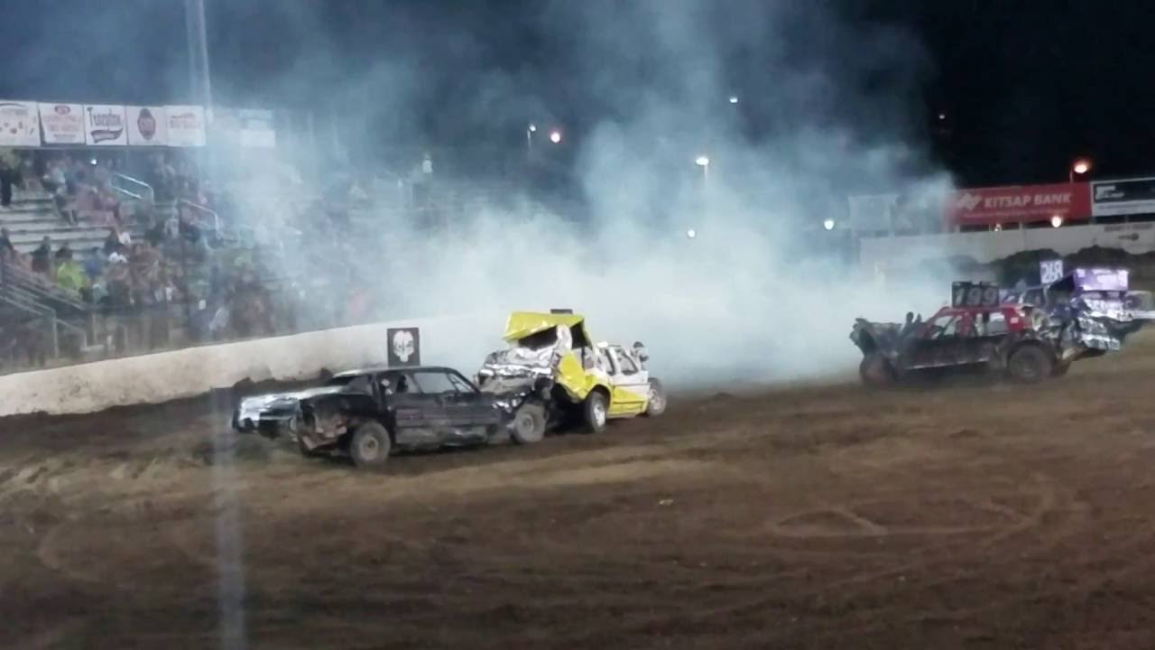 KDDA Big Car Demolition Derby 9/10/16 - YouTube