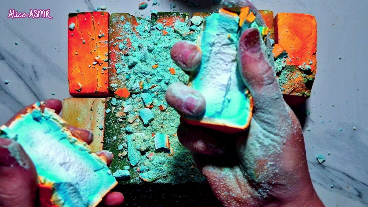Hard & Crunchy Dyed Gym Chalk | Orange/Green Gym Chalk | Powder Play ...