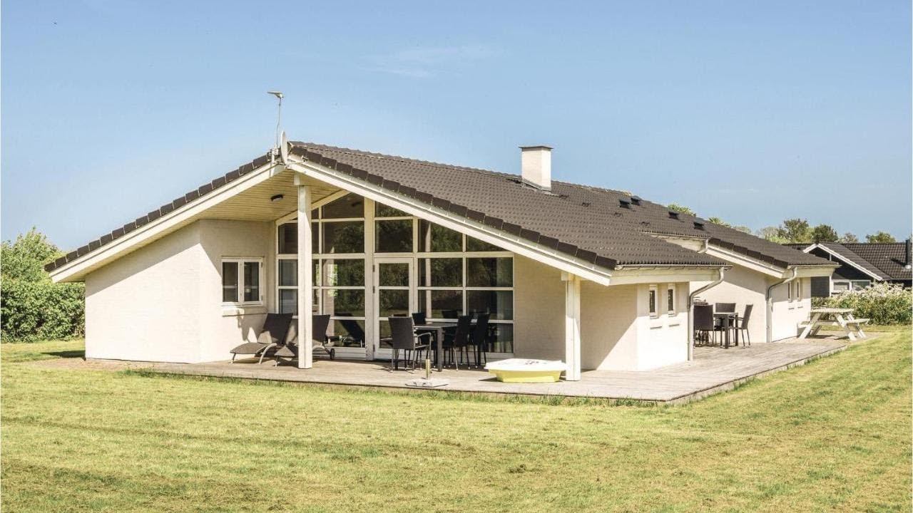 Holiday home Smørblomstvænget Humble IX, Humble, Denmark - YouTube