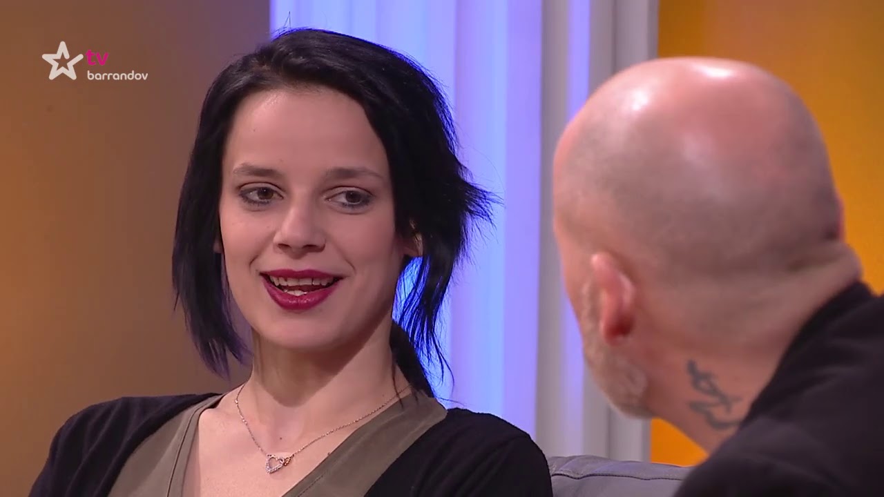 Nebezpečné vztahy live (2018/18) - Poradila si mi to - YouTube Nebezpečné vztahy live (2018/18) - Poradila si mi to - YouTube
