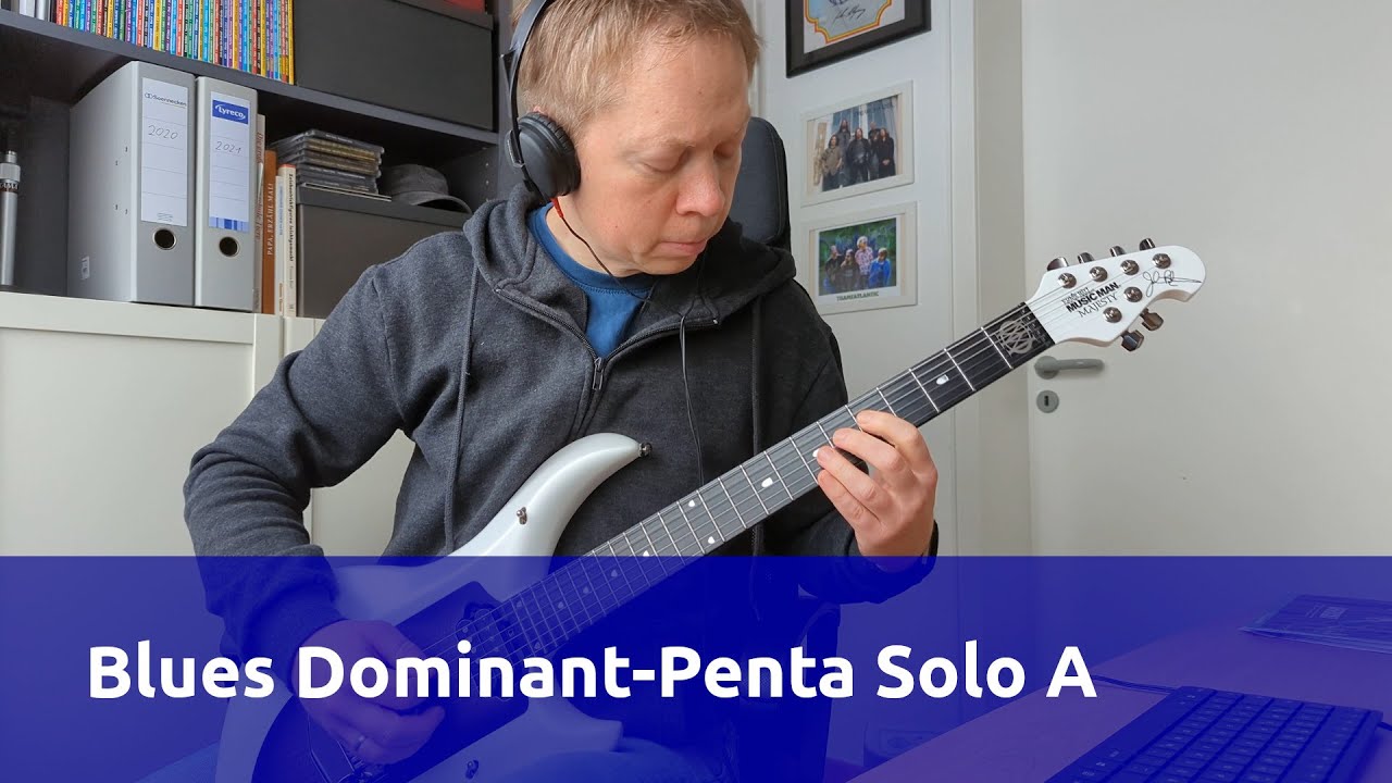 Blues Dominant-Penta Solo A - YouTube
