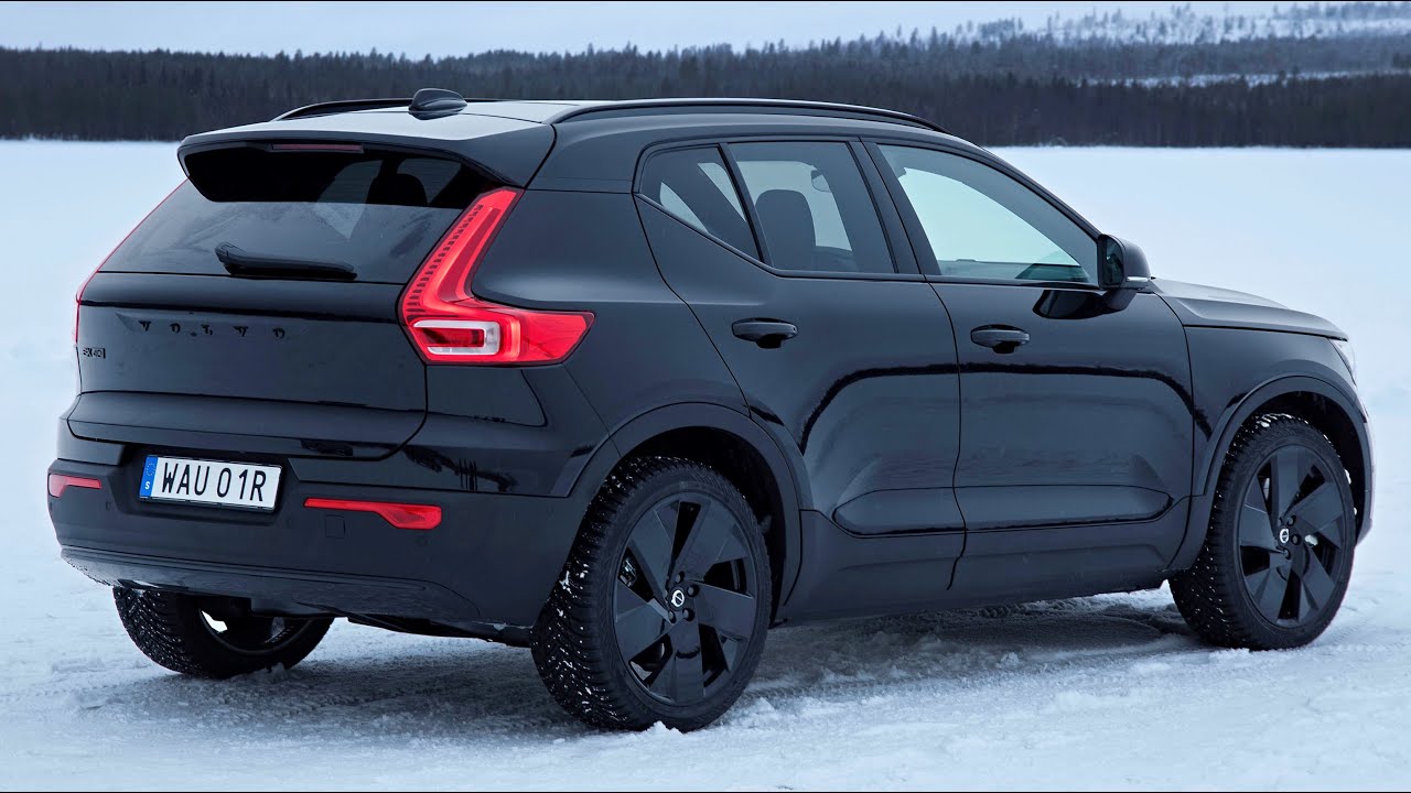 NEW Volvo EX40 Black Edition (2024) - YouTube