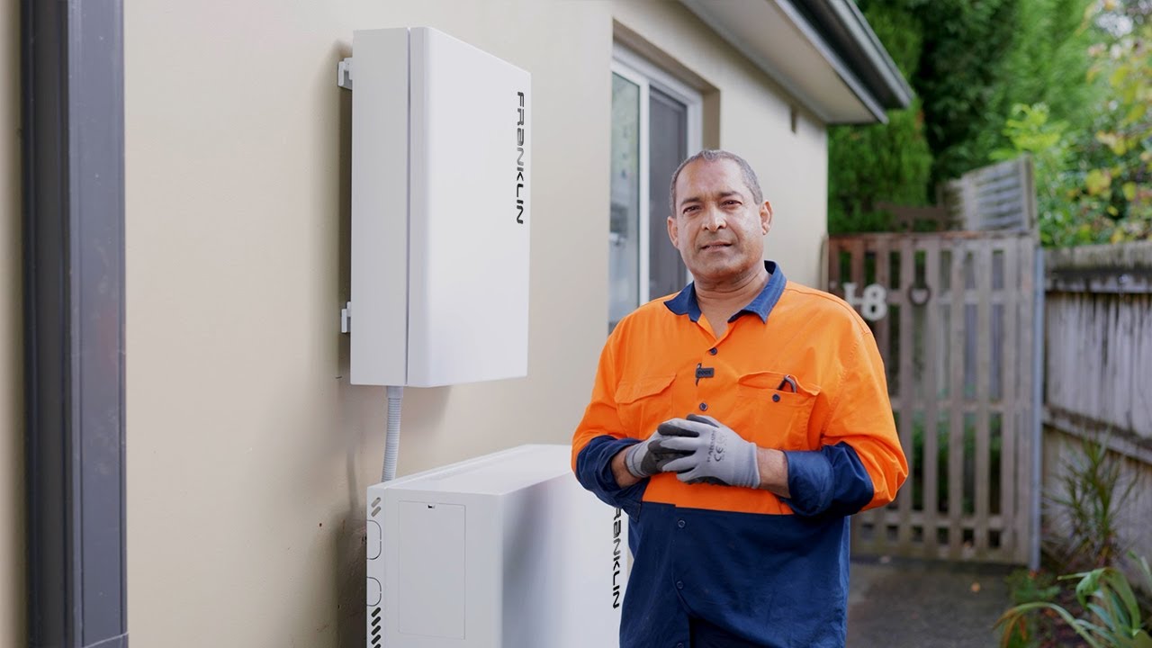 Franklin Home Power Installation in Australia - YouTube