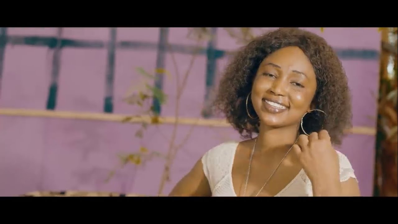 Djangui Famy x Alphadio Dara - Nafa (Clip Officiel) RÉACTION - YouTube