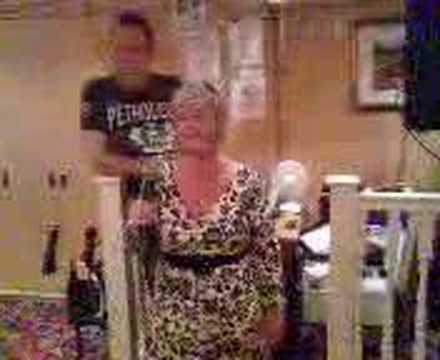 ANNE SINGS KARAOKE NEW INN STAINFORTH DONCASTER YORKSHIRE UK - YouTube