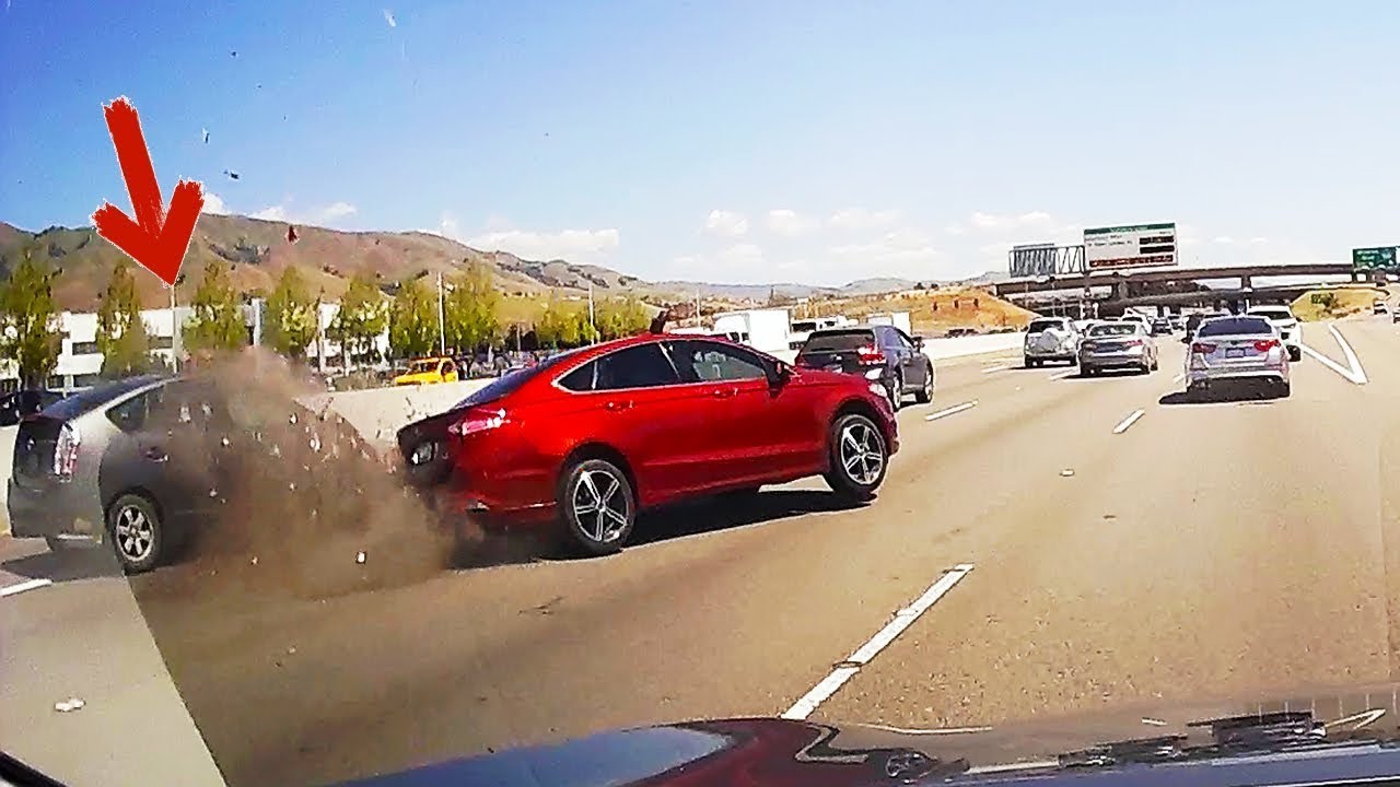 Bad Drivers Compilation 2021 Ultimate Driving Fails Car Crash Road Rage ...