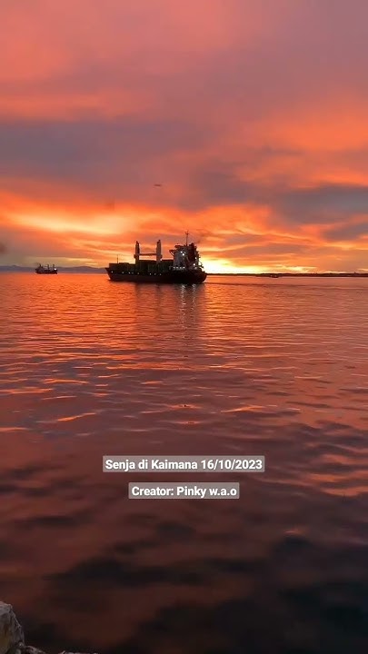 Senja di Kaimana | from Pinky W.A.O - YouTube