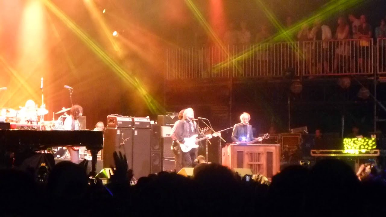 Tom Petty & the Heartbreakers 'Refugee' Live at Firefly 2013 - YouTube