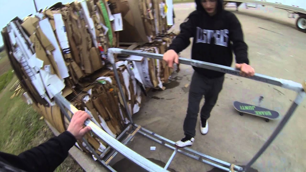 #1 skate and vape - YouTube