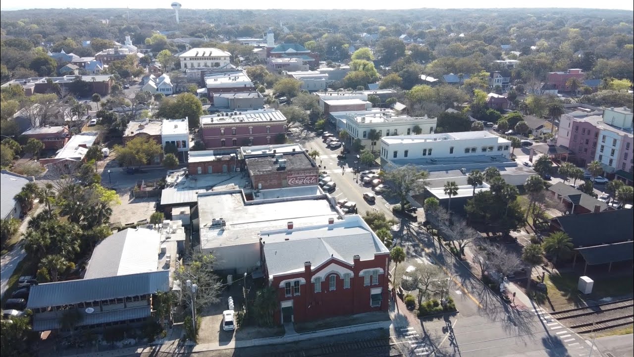 Tour of Amelia by Drone - YouTube