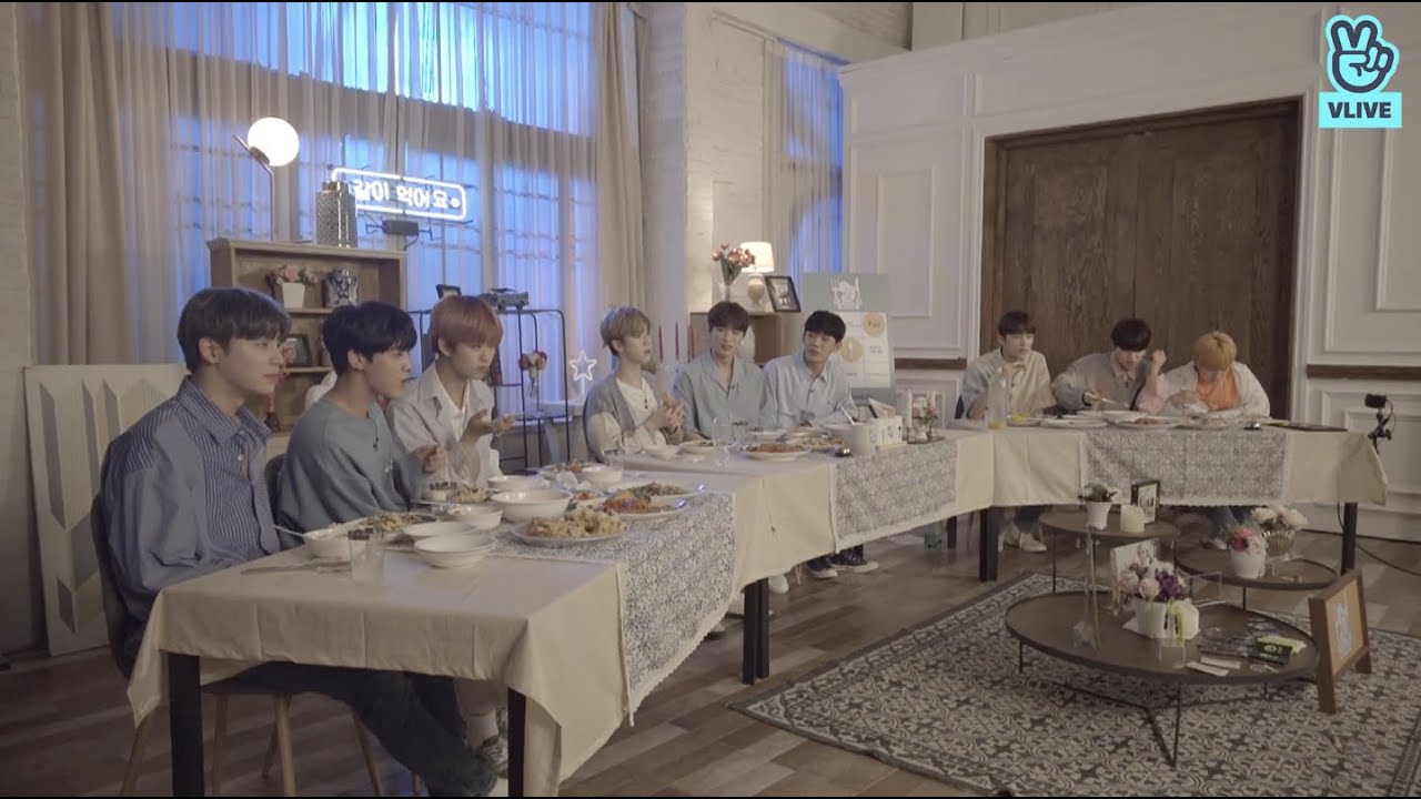 [VLIVE] 1THE9 원더나인 - Eating Show 같이 먹어요 (CC subs) - YouTube